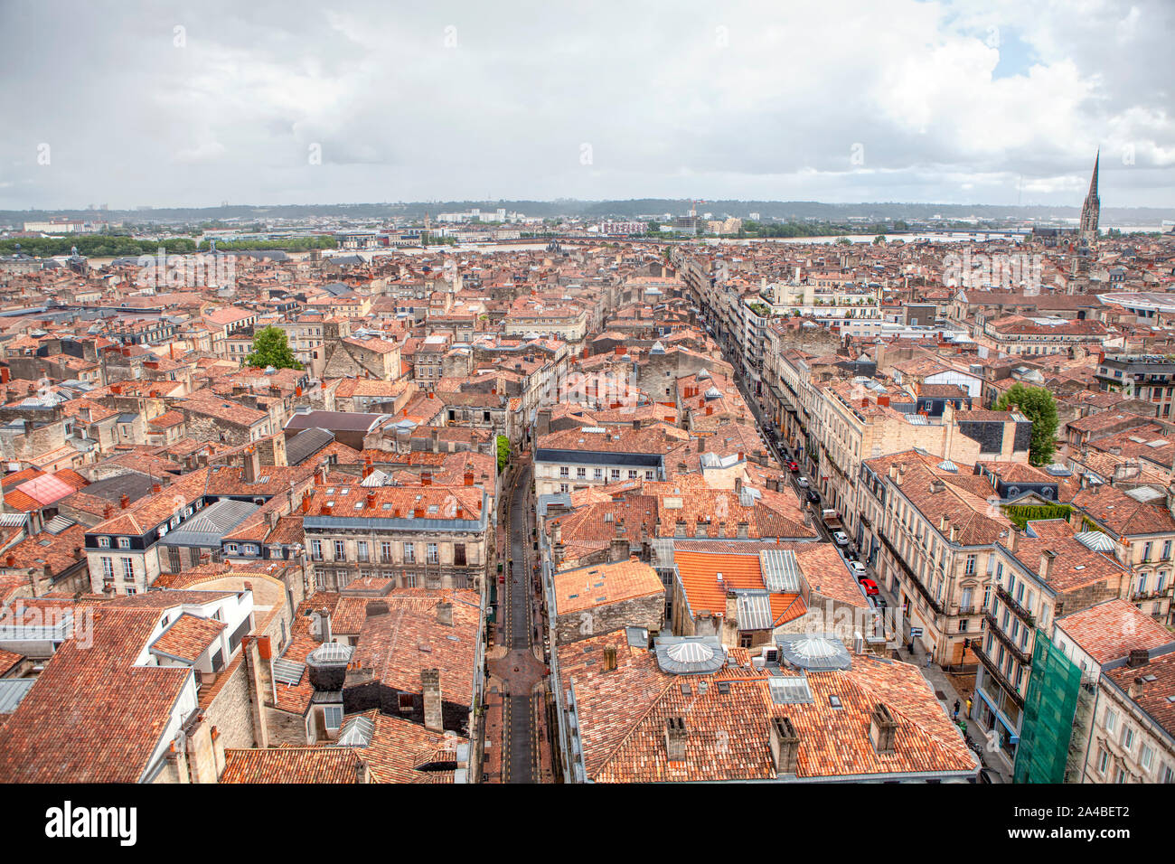 Bordeaux roofs hi-res stock photography and images - Alamy
