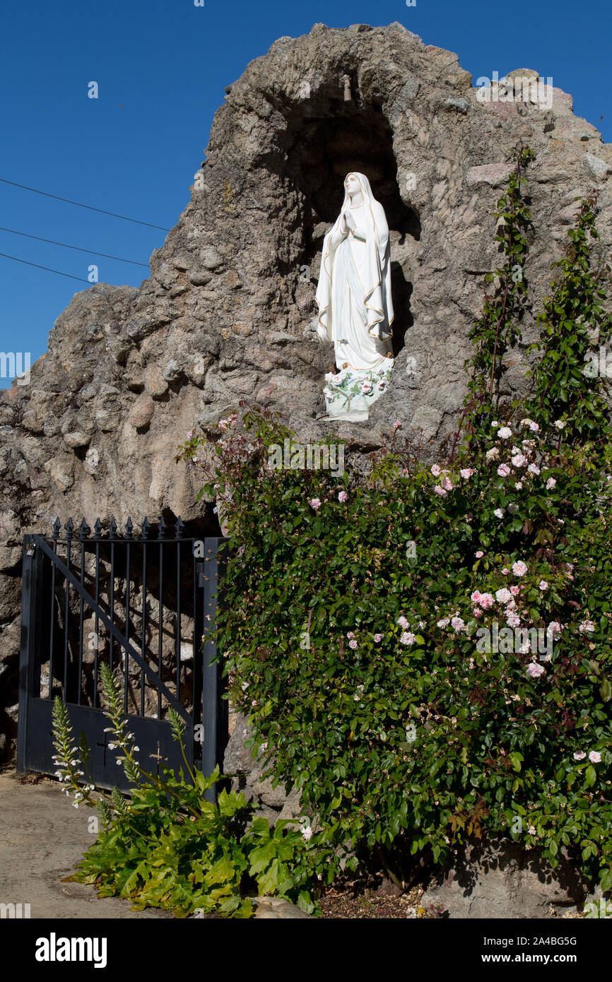 The Cathedral of San Carlos Borromeo, Monterey, California Stock Photo ...