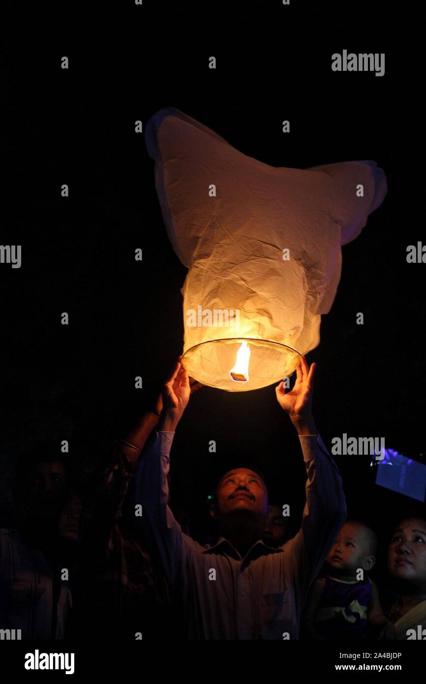 Vassa buddhism hi-res stock photography and images - Alamy