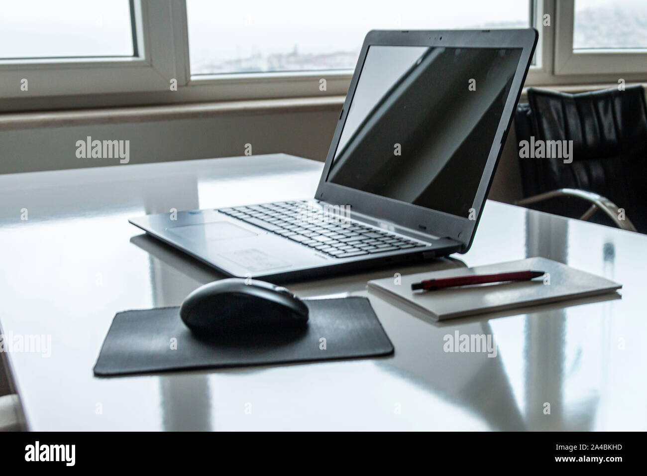 Desktop with panoramic view Stock Photo - Alamy