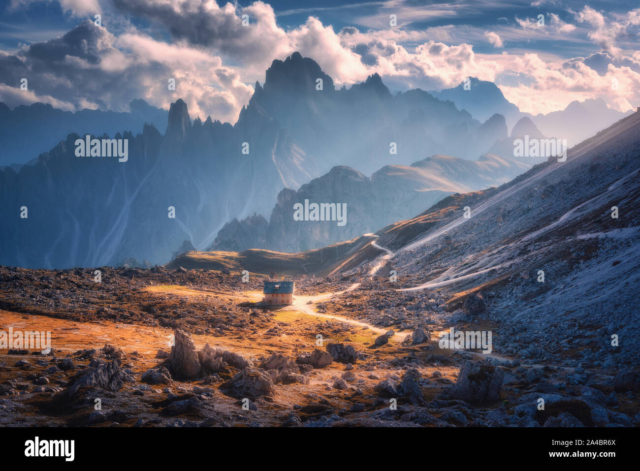 Beautiful dramatic scenery scene hi-res stock photography and images ...