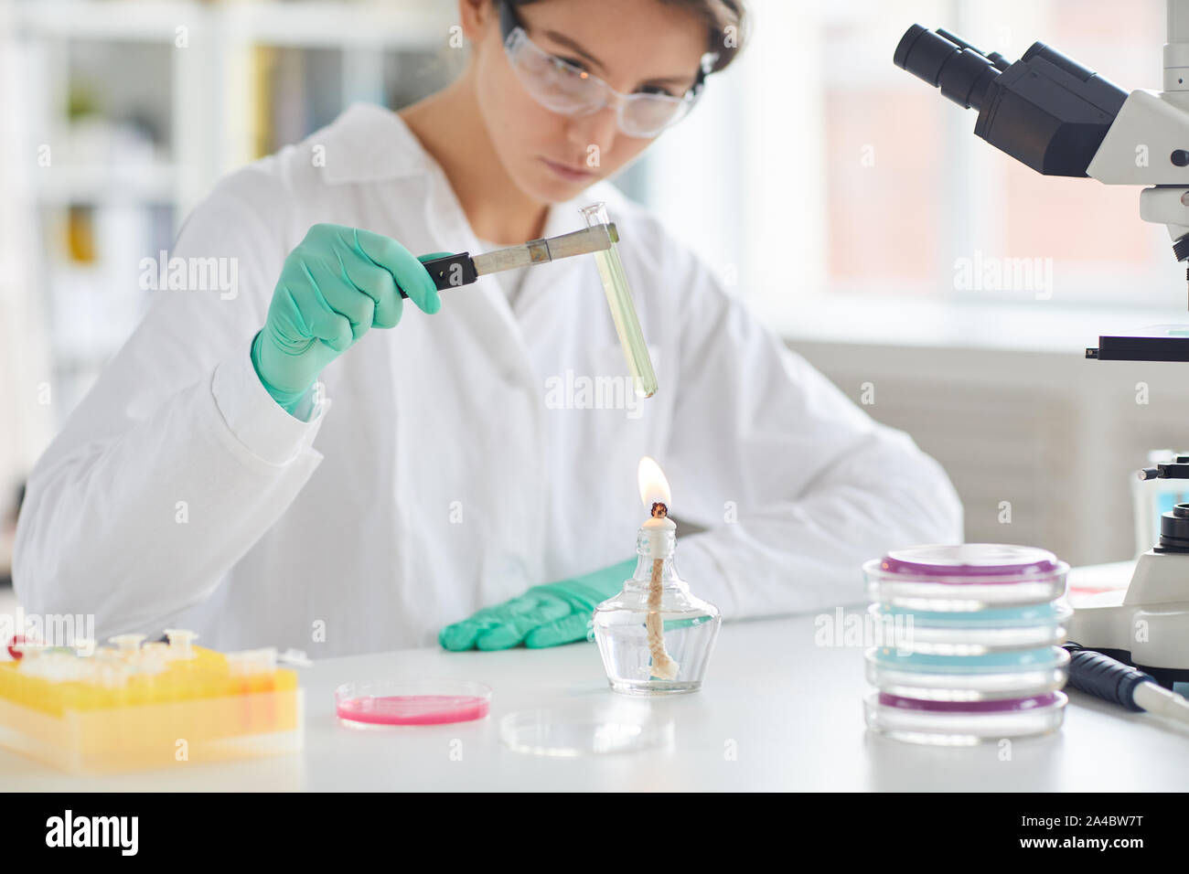 Female chemist burner hi-res stock photography and images - Alamy