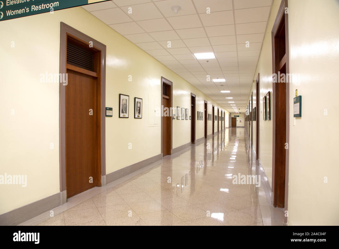 The Internal Revenue Service Building, located in the center of the ...