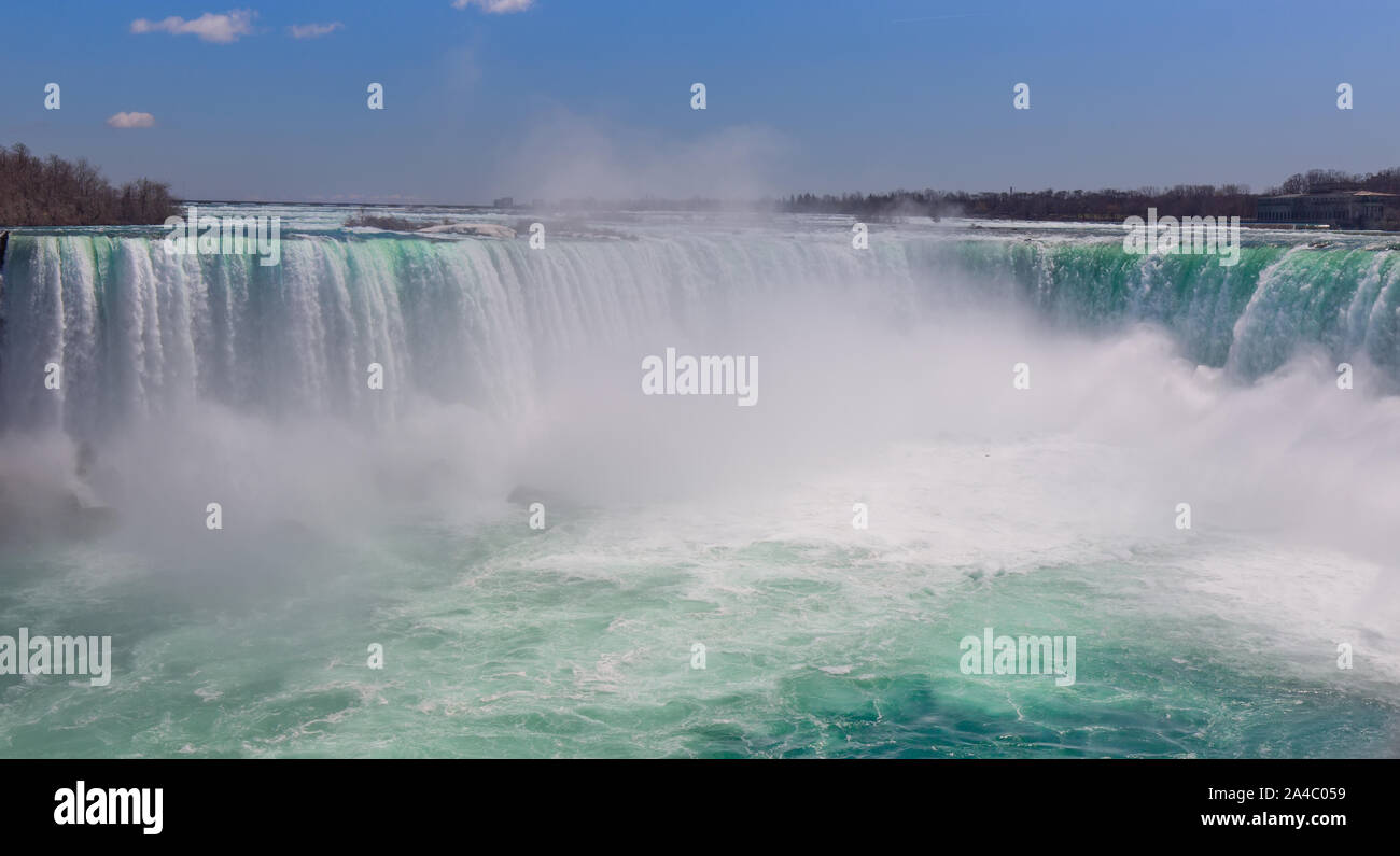 Canada, Scenic Niagara Waterfall, Horseshoe Falls, Canadian side Stock ...