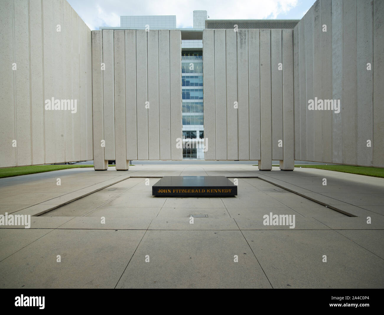 The John Fitzgerald Kennedy Memorial, a monument to U.S. President John ...