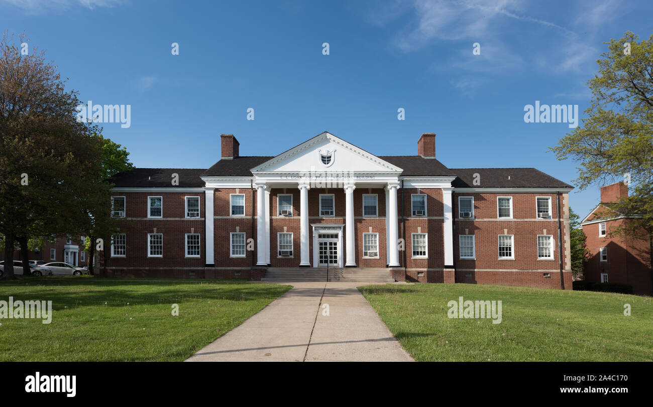 The L.L. Loar and Family Memorial classroom building on the campus of ...