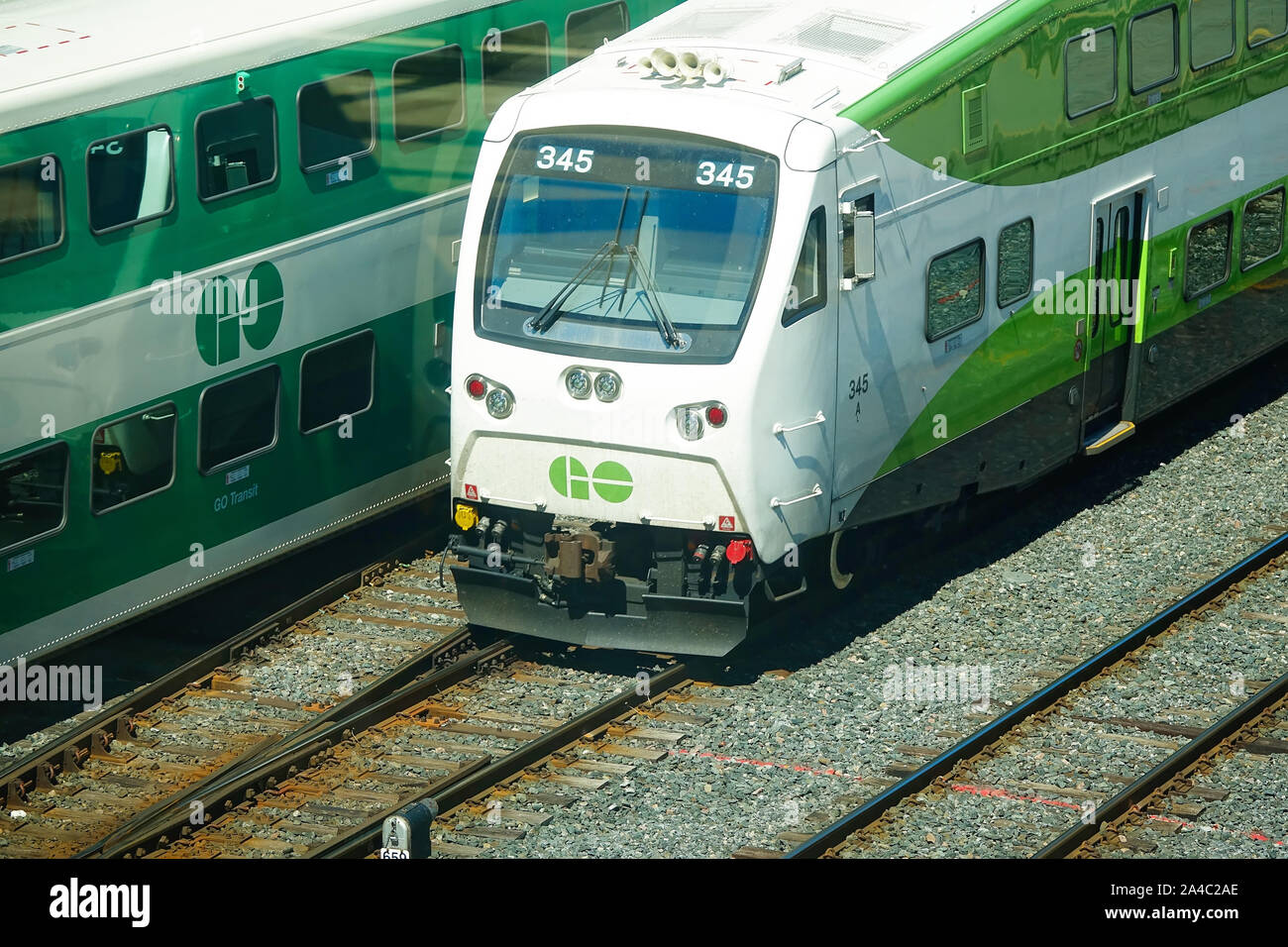 Toronto commuter train hi-res stock photography and images - Alamy