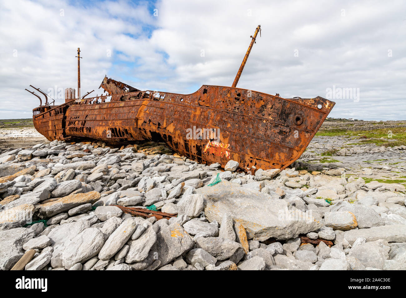 Plassey shipwreck and rocks in Inisheer Island, Galway, Ireland Stock ...
