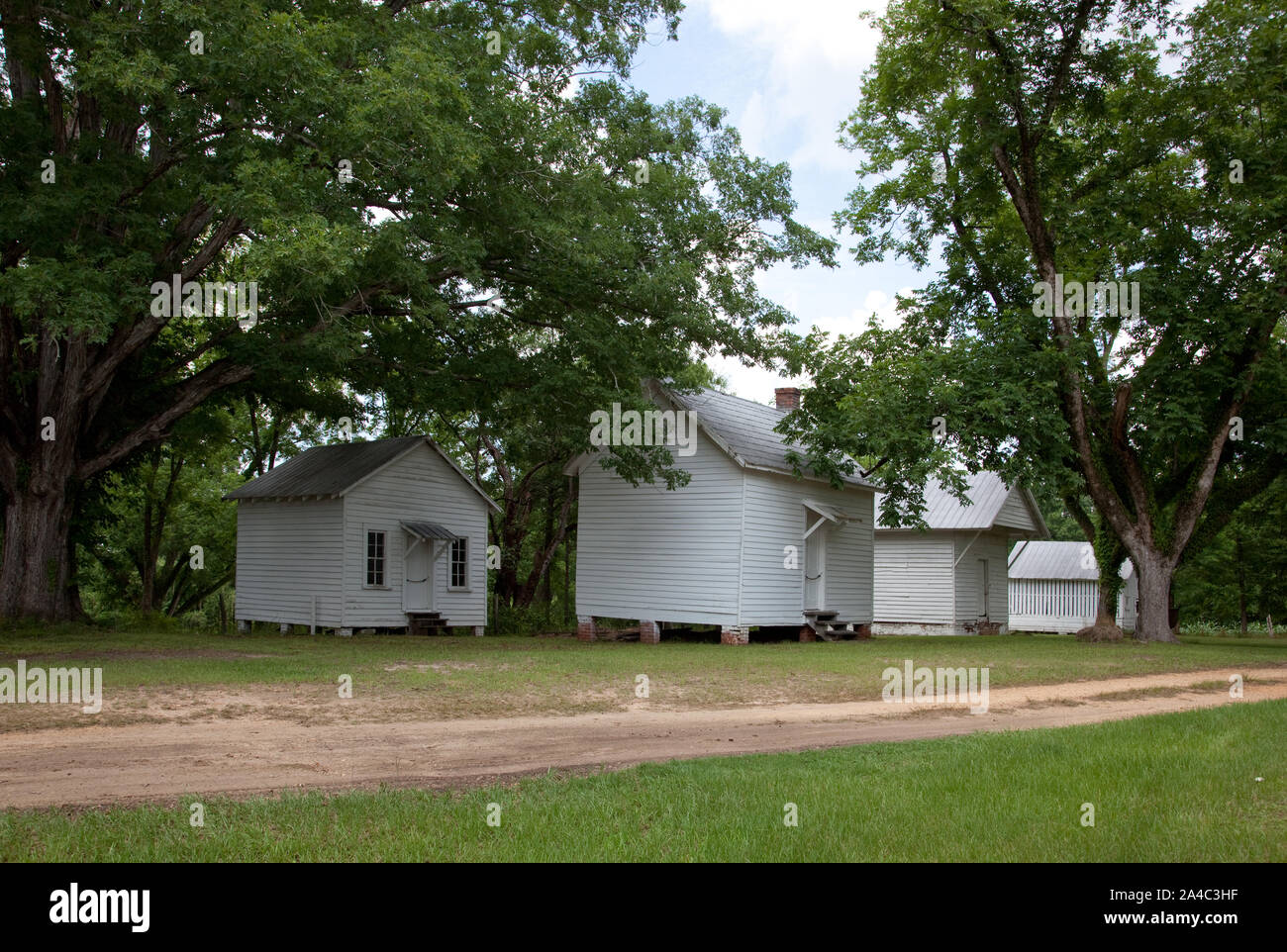 The Moore/Webb/Holmes Plantation and out buildings (circa 1819), Folsom ...