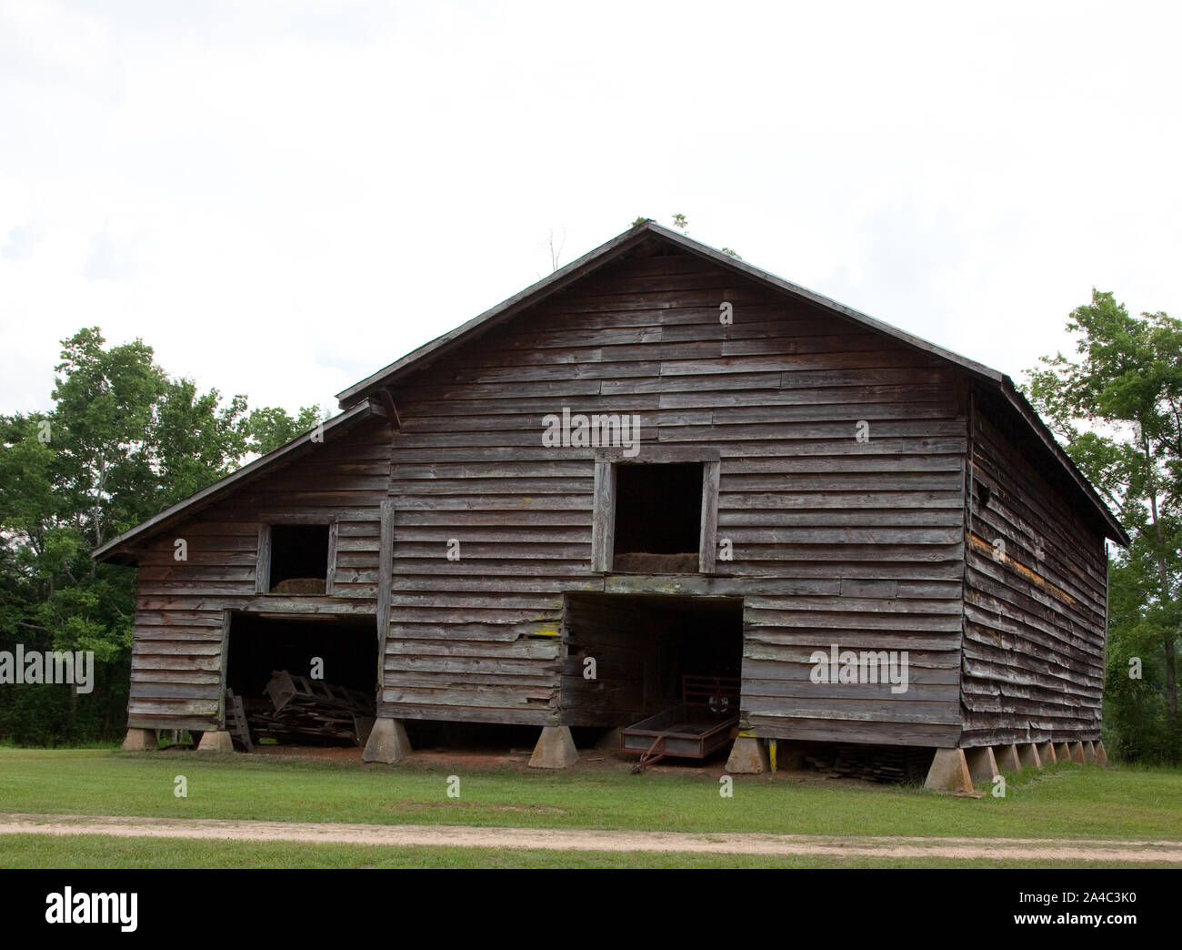 The Moore/Webb/Holmes Plantation and out buildings (circa 1819), Folsom ...