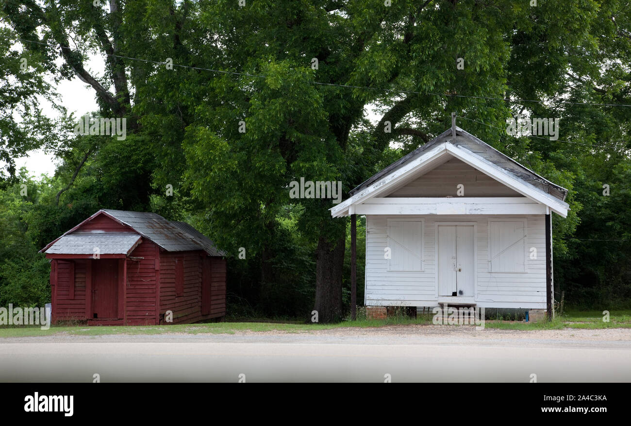 The Moore/Webb/Holmes Plantation and out buildings (circa 1819), Folsom ...