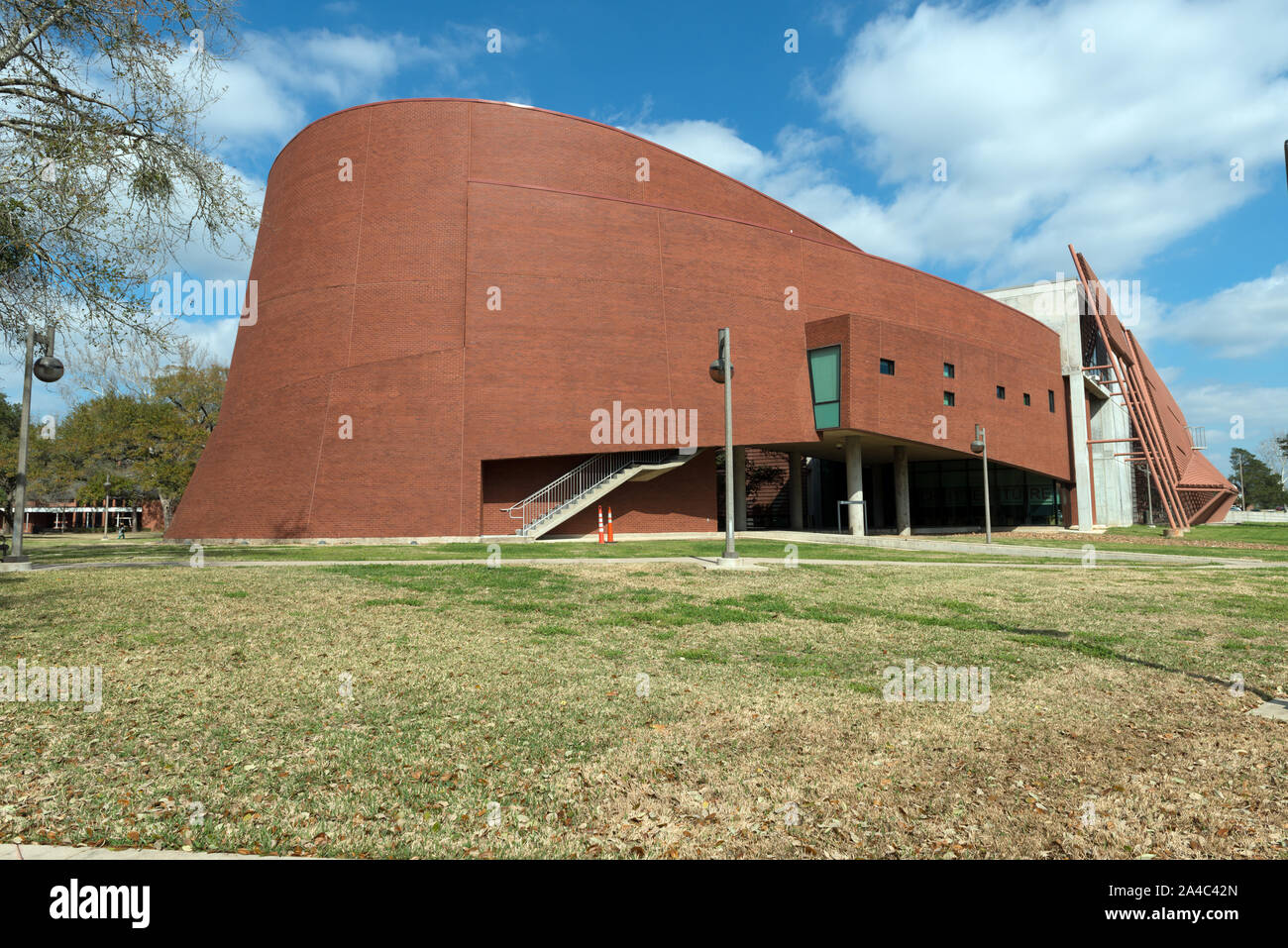 The Nathelyne Archie Kennedy Architecture and Art Building at Prairie ...