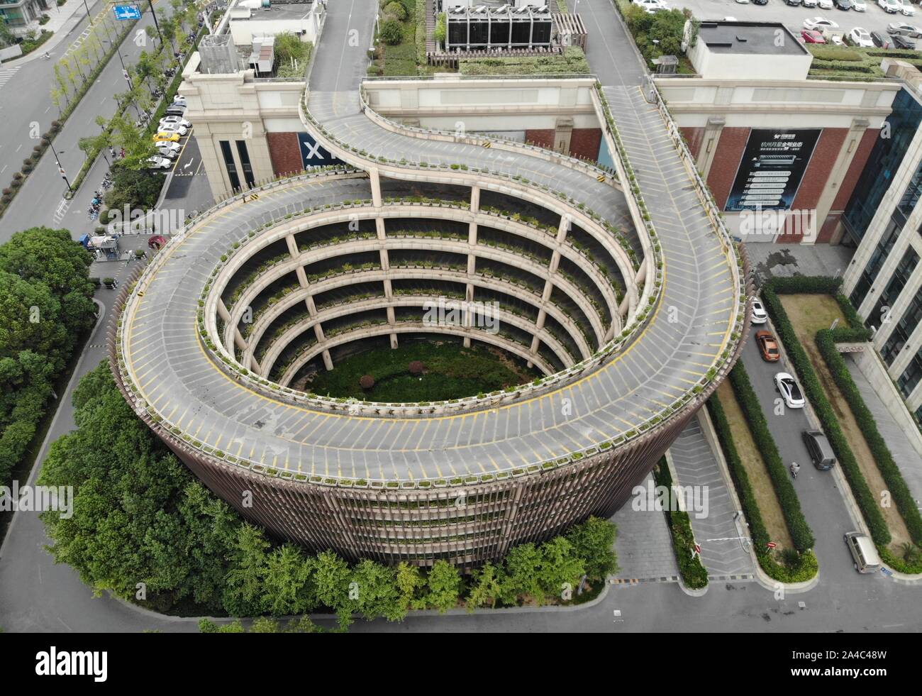 Circular Parking Lot High Resolution Stock Photography and Images - Alamy