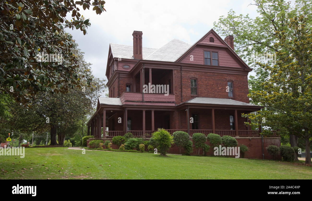 The Oaks, home built for Booker T. Washington and his family in ...
