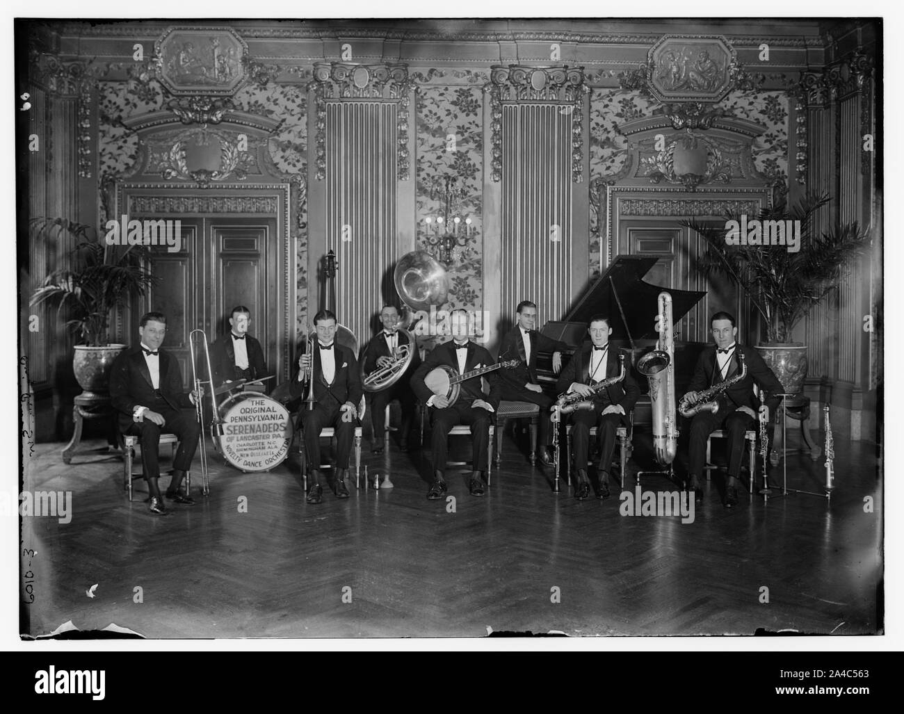 The Original Pa. Serenaders Orch Stock Photo - Alamy