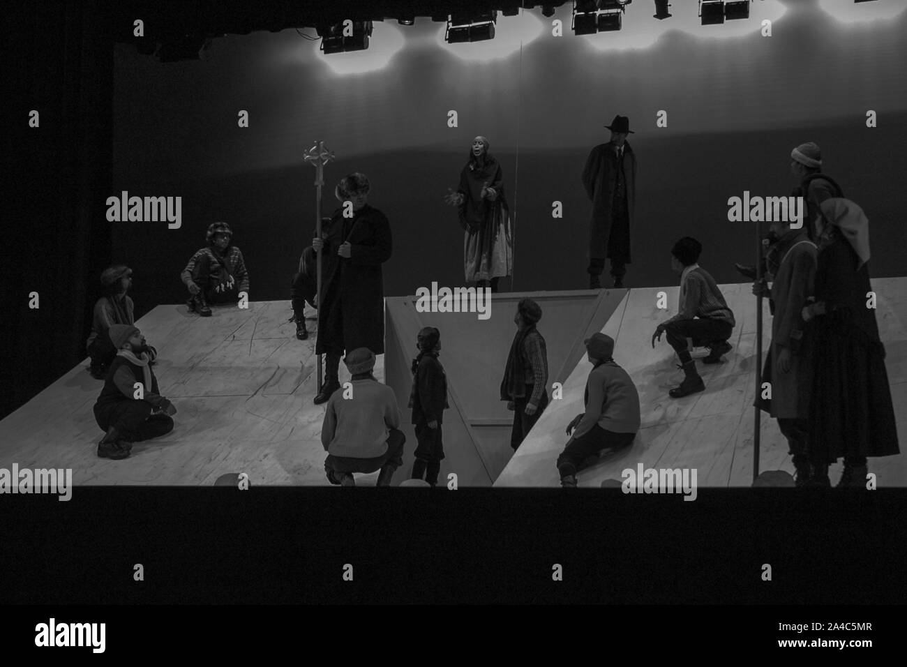 Actors play stage performer Black and White Stock Photos & Images - Alamy