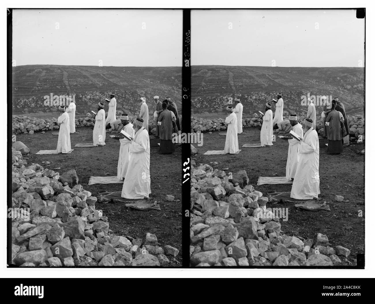 Samaritan passover Black and White Stock Photos & Images - Alamy