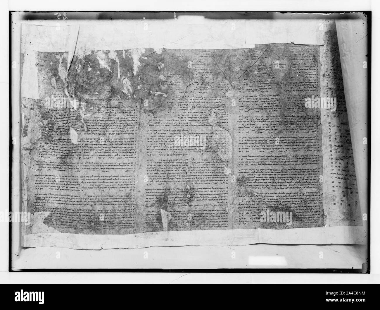 Oldest scroll hi-res stock photography and images - Alamy