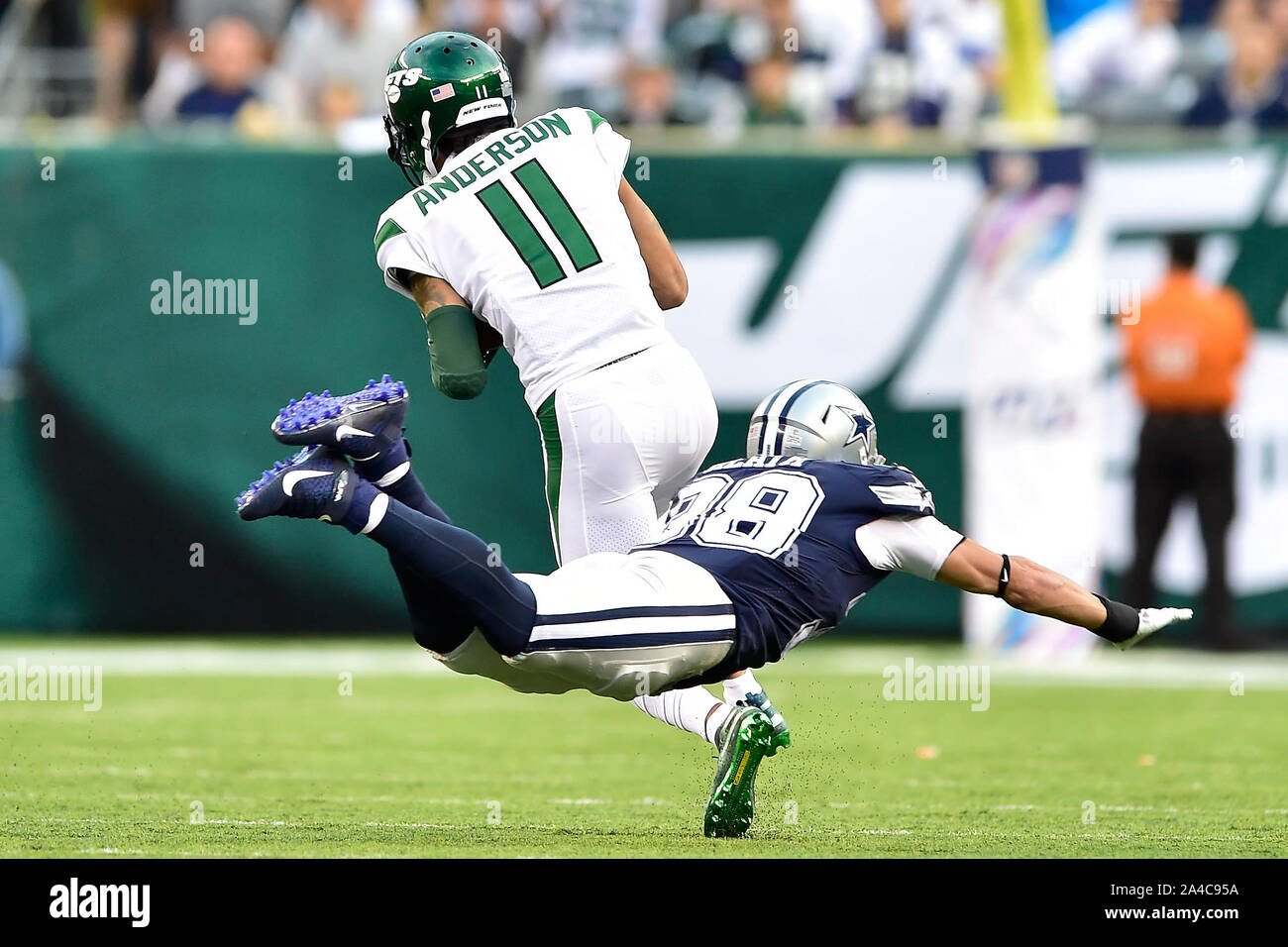 East Rutherford, New Jersey, USA. 13th Oct, 2019. New York Jets wide ...