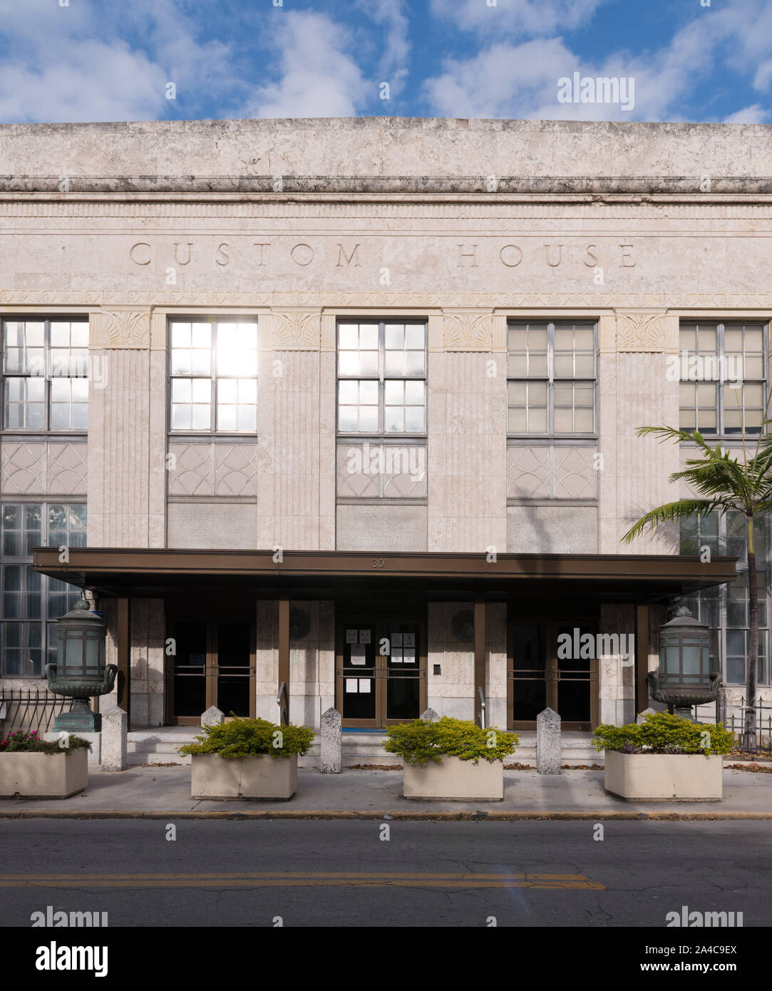 The Sidney M. Aronovitz U.S. Courthouse, Post Office and Custom House ...