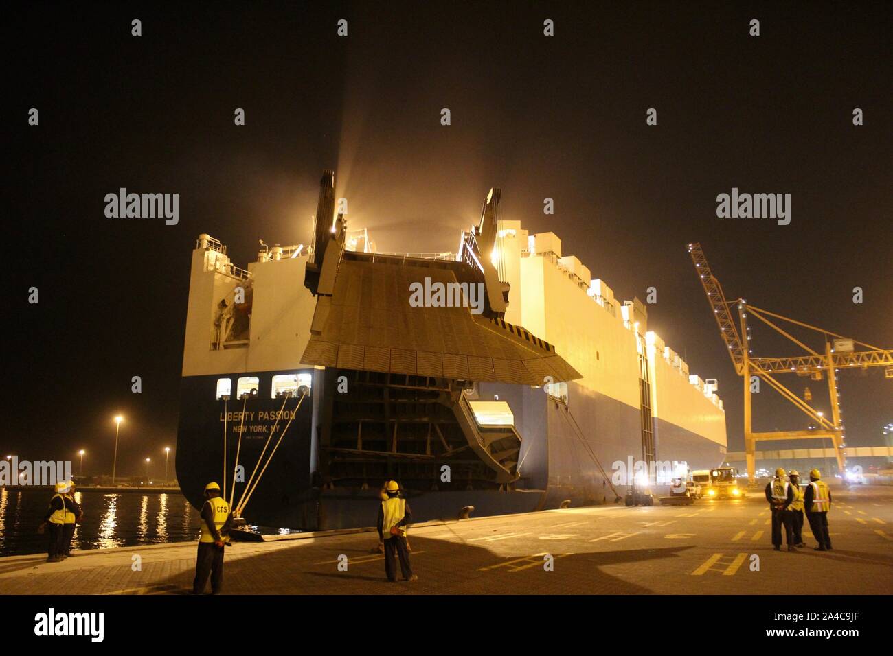 The Liberty Passion lowers its ramp in preparation for the Soldiers of ...