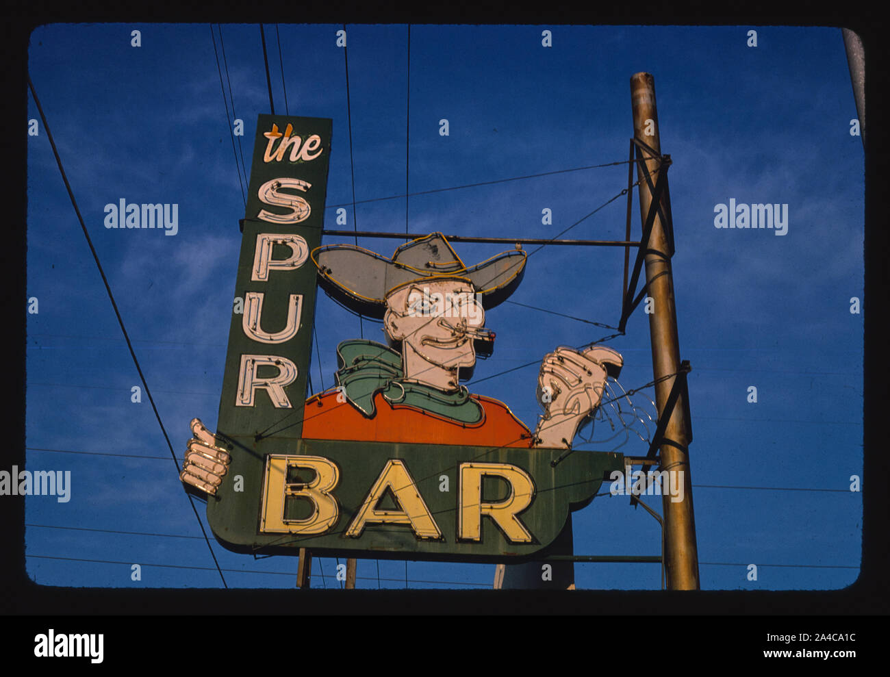 Spur bar sign hi-res stock photography and images - Alamy