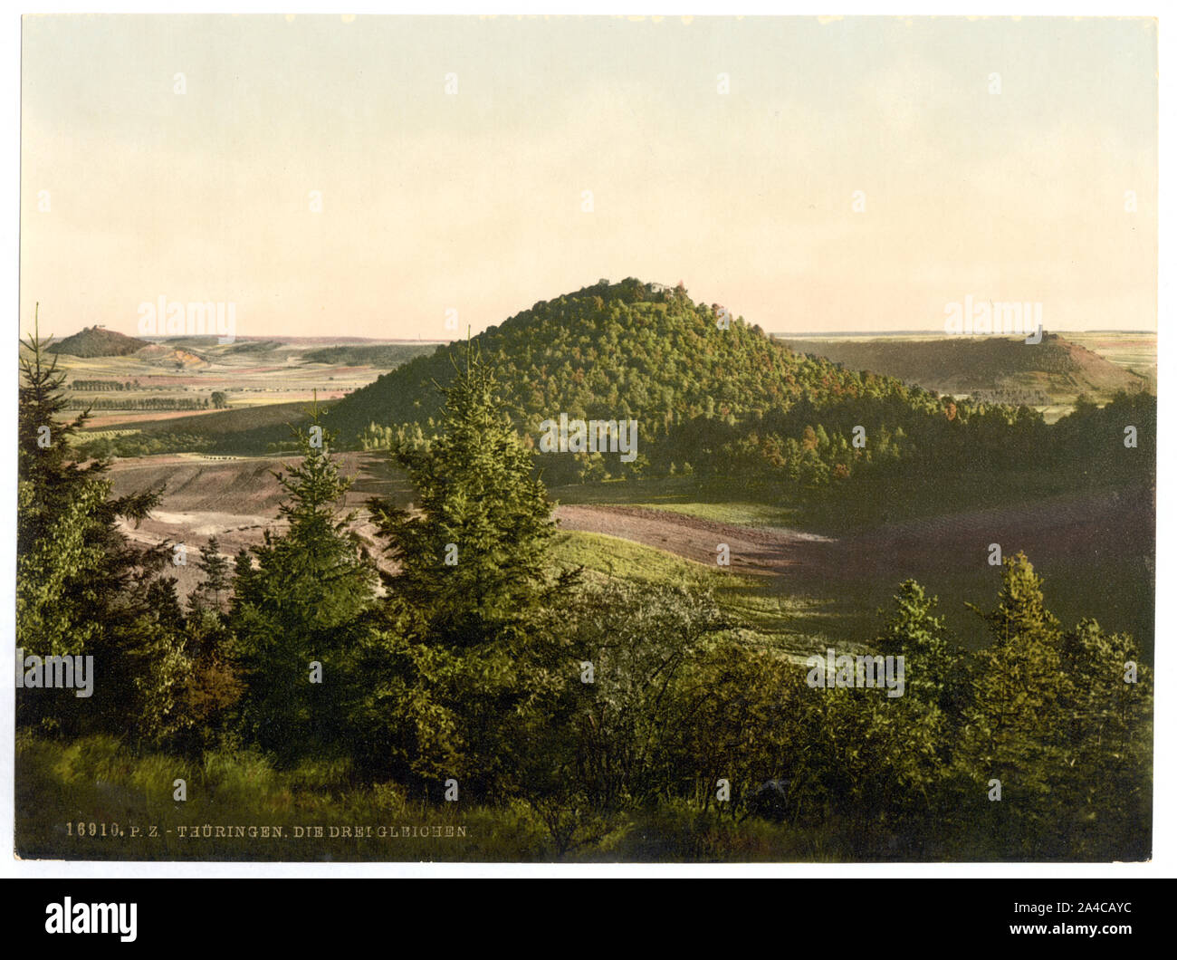 Three gleichen hi-res stock photography and images - Alamy