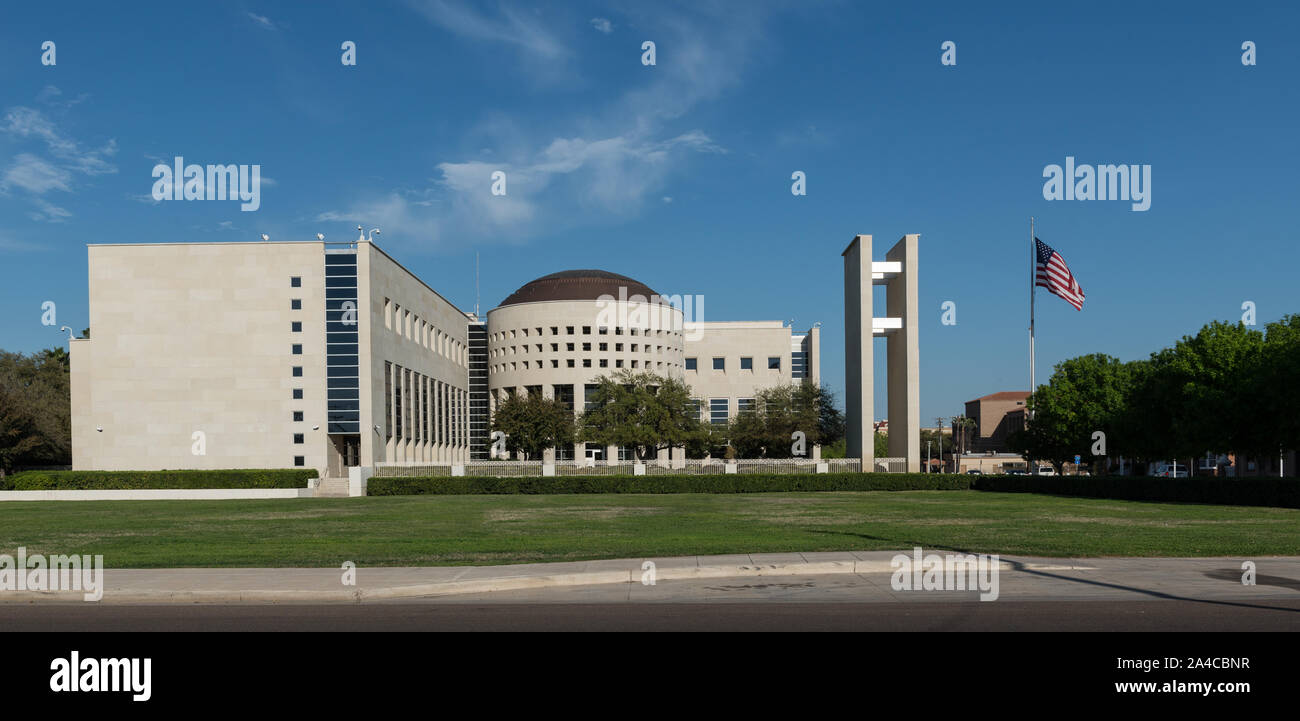 Federal courthouses hi-res stock photography and images - Alamy