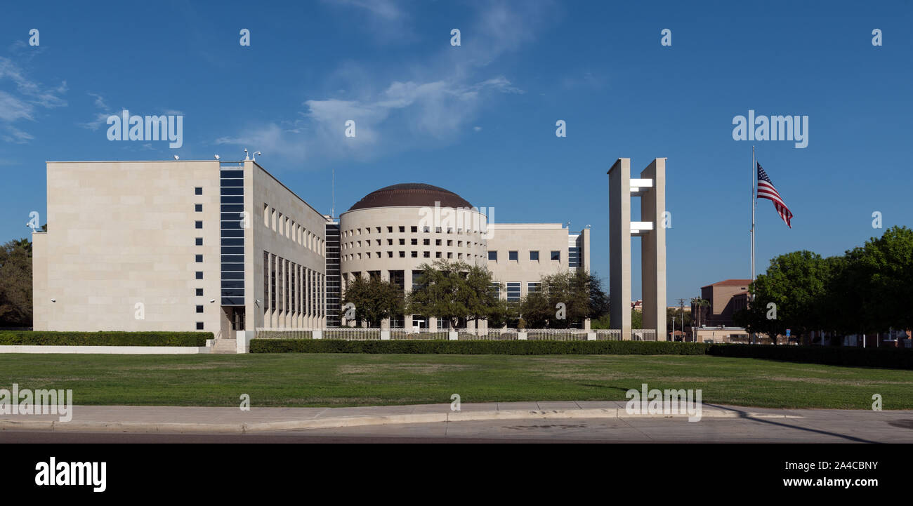 Federal courthouses hi-res stock photography and images - Alamy