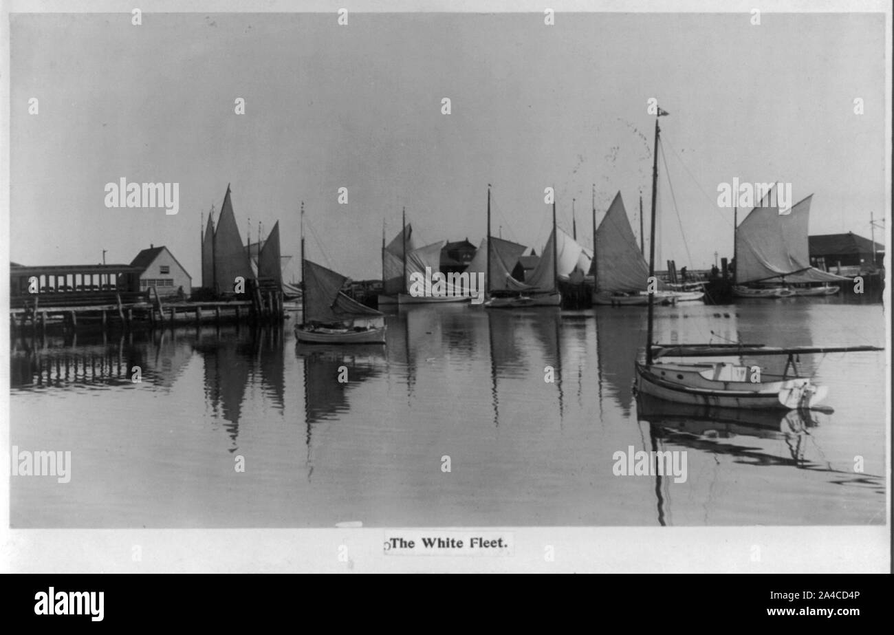 White fleet hi-res stock photography and images - Alamy