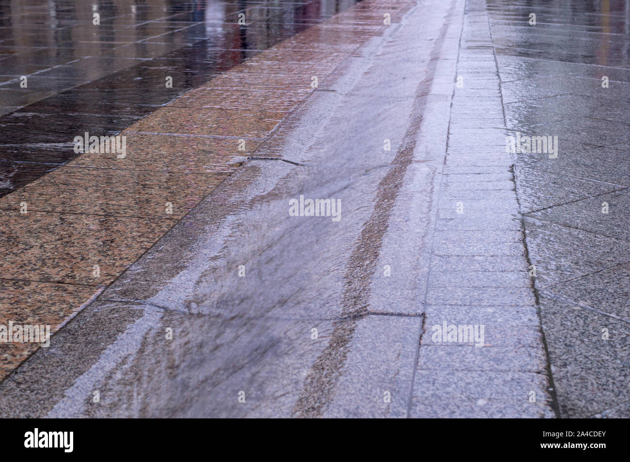 Culvert river flow hi-res stock photography and images - Alamy