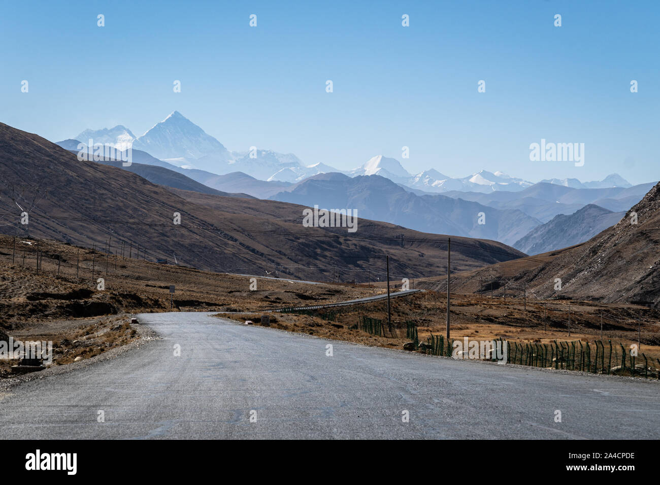 Everest pyramid hi-res stock photography and images - Alamy