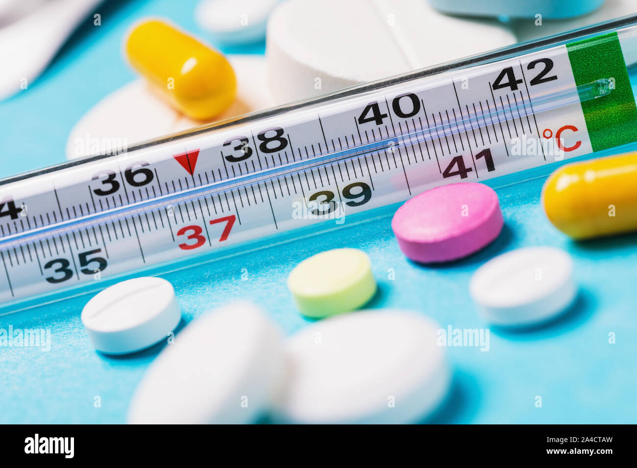 Pharmaceutical thermometer hi-res stock photography and images - Alamy