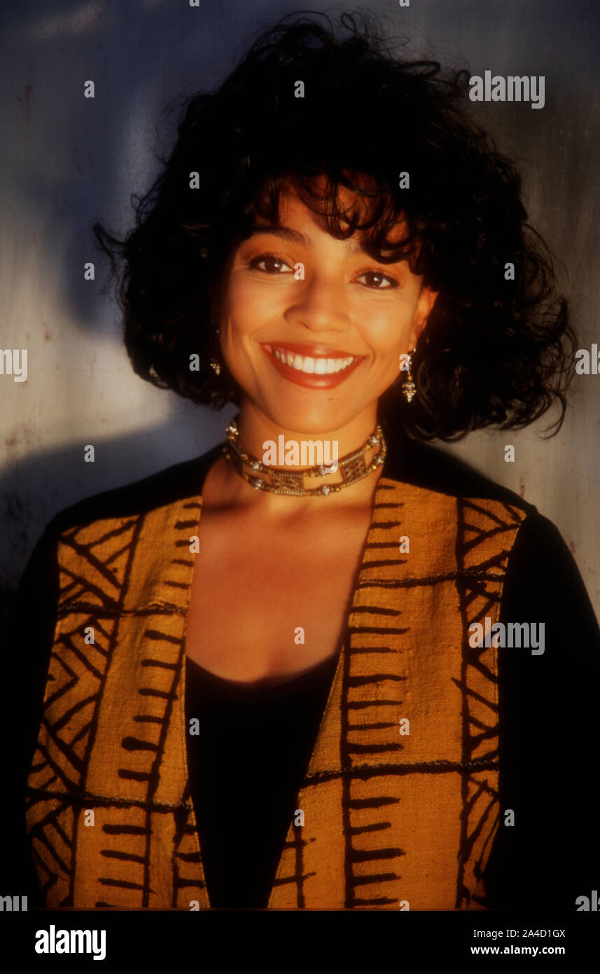 Los Angeles, California, USA 3rd February 1995 (Exclusive) Actress Kim ...