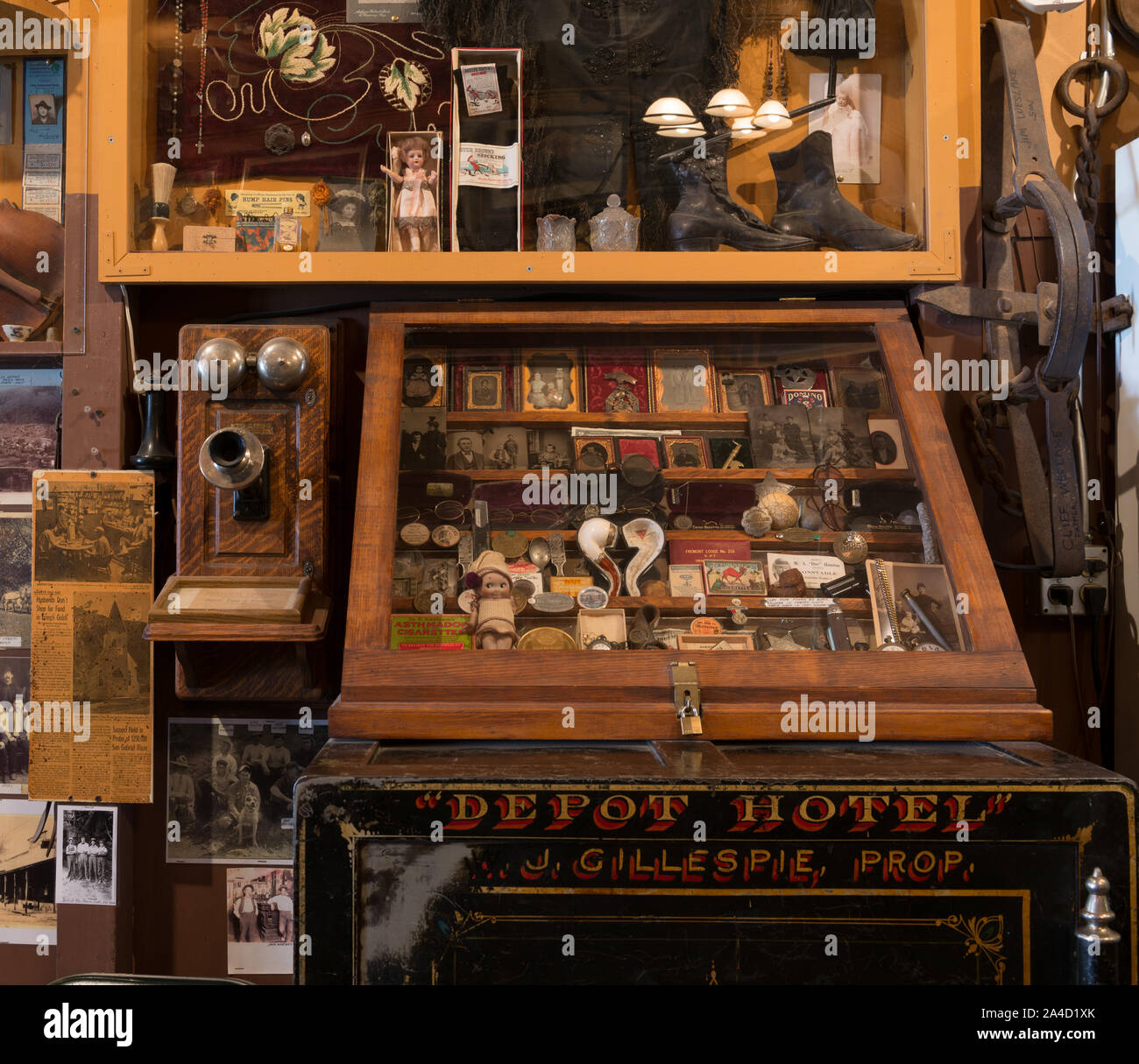 Tavern e hi-res stock photography and images - Alamy