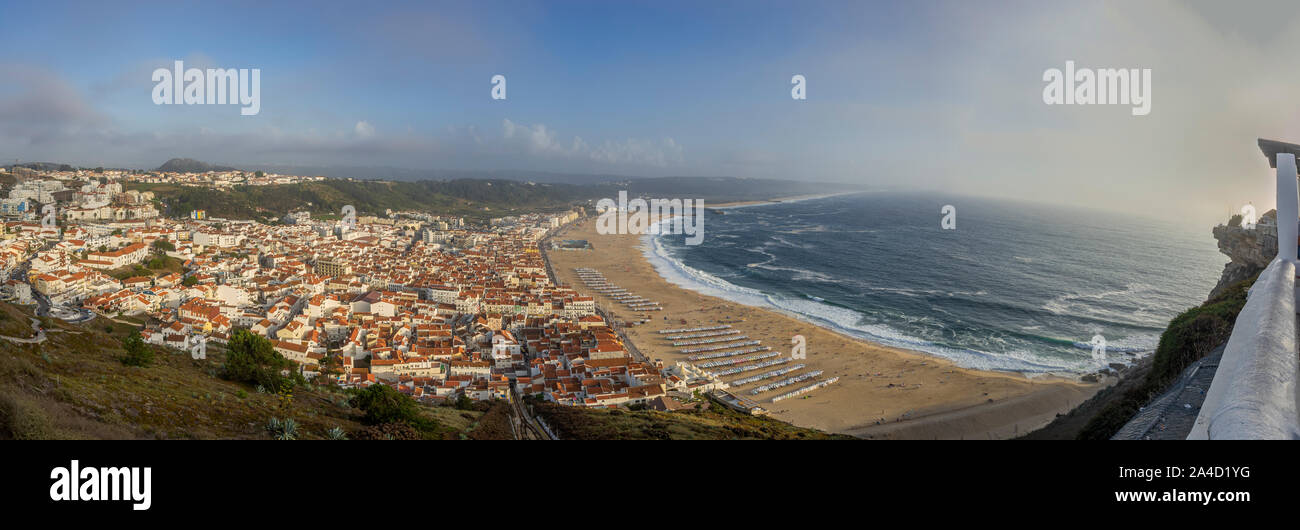 Top view beach nazare hi-res stock photography and images - Alamy