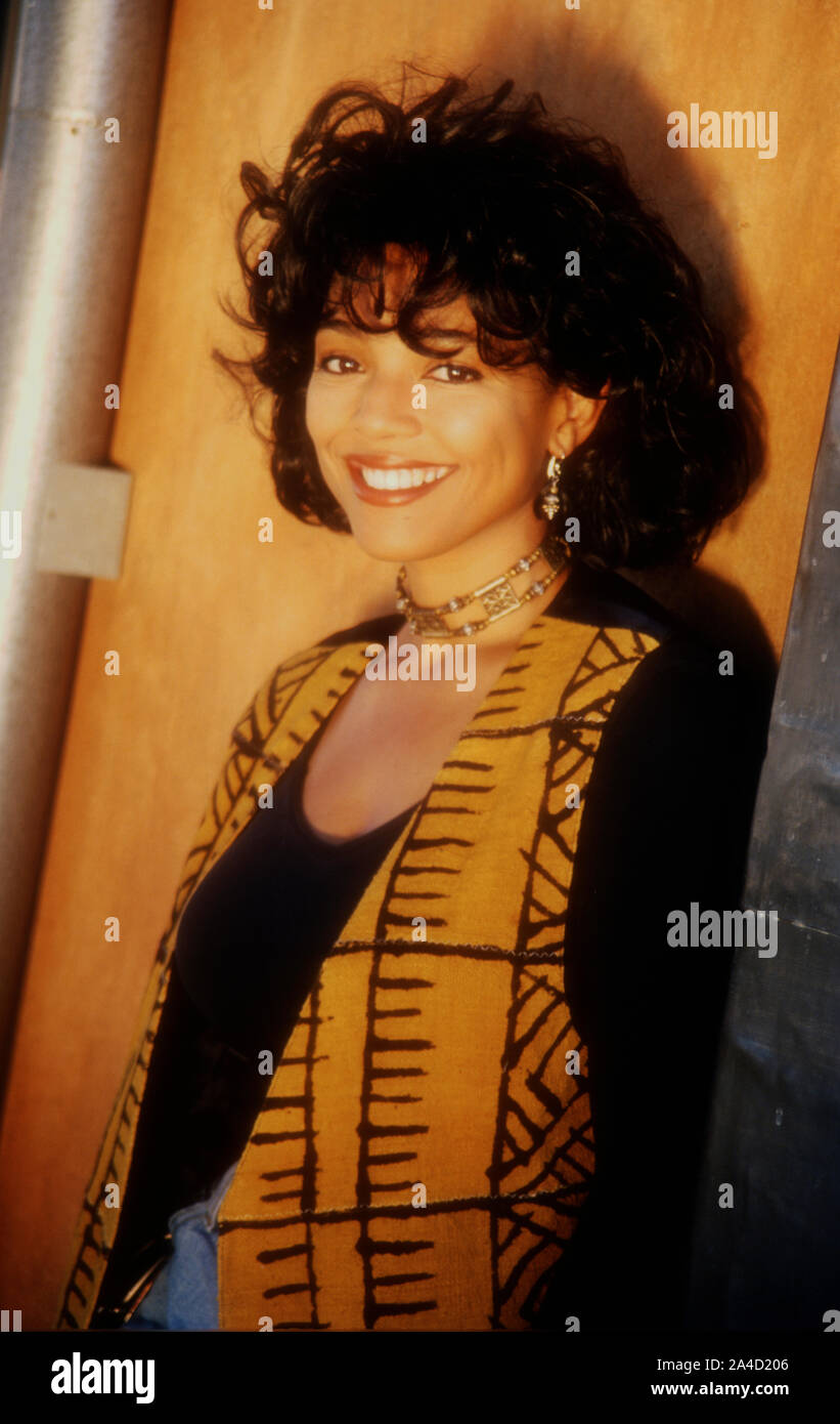 Los Angeles, California, USA 3rd February 1995 (Exclusive) Actress Kim ...
