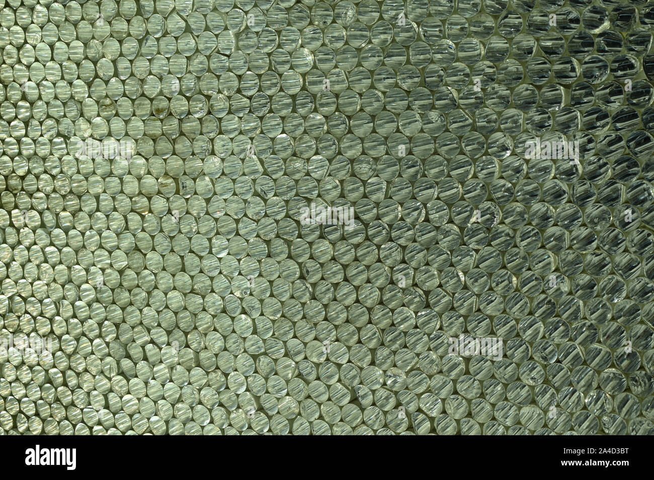 Honeycomb effect hi-res stock photography and images - Alamy