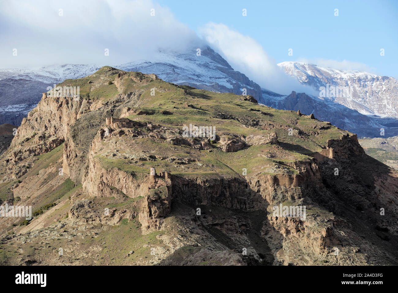 At Qazvin, Iran. 16th Apr, 2018. The fortress ruin Lamasar in the ...