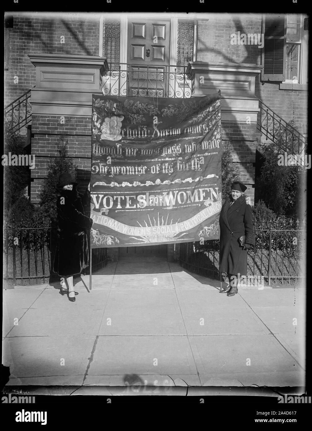 Pre war london hi-res stock photography and images - Alamy