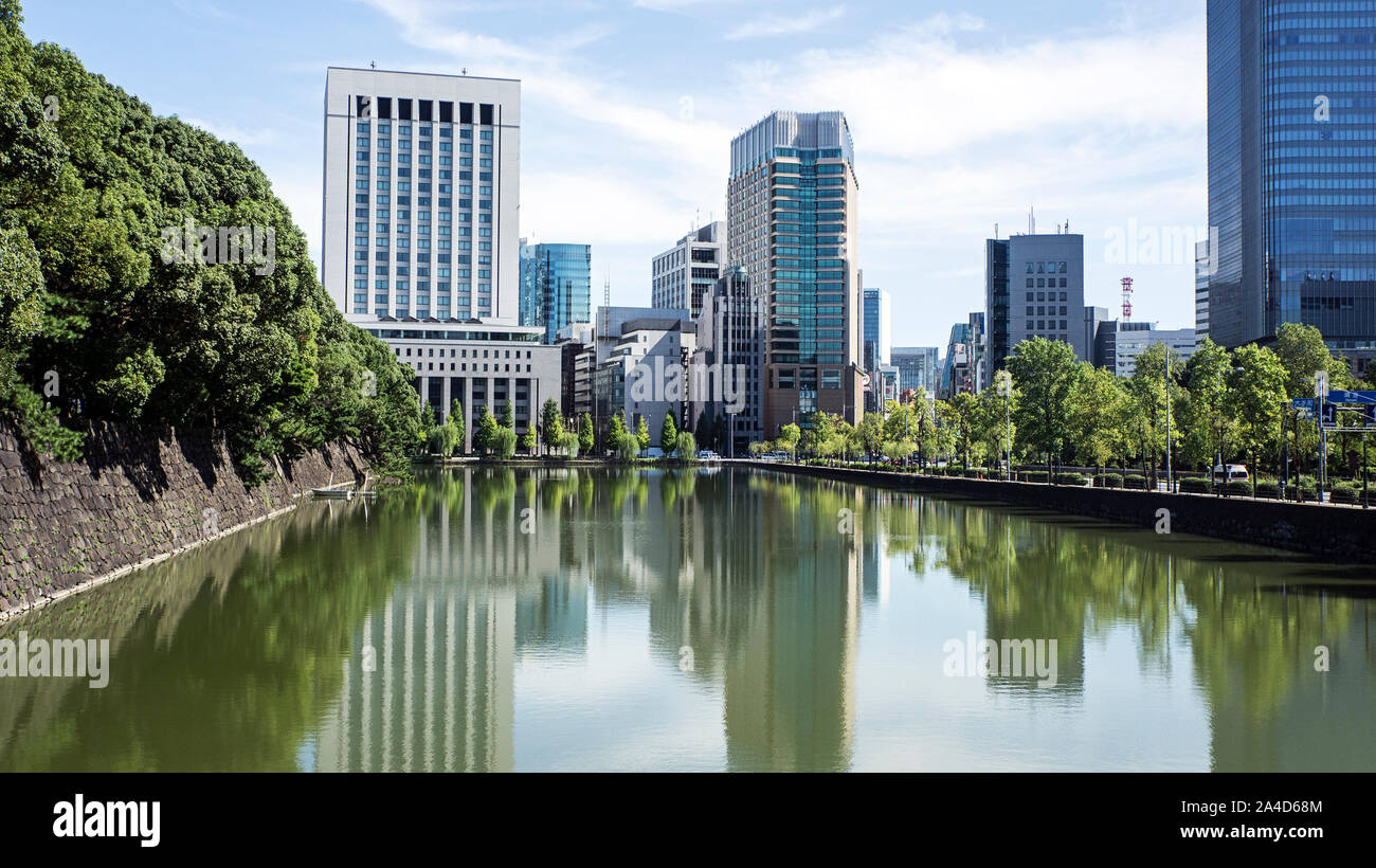 Buldings park hi-res stock photography and images - Alamy