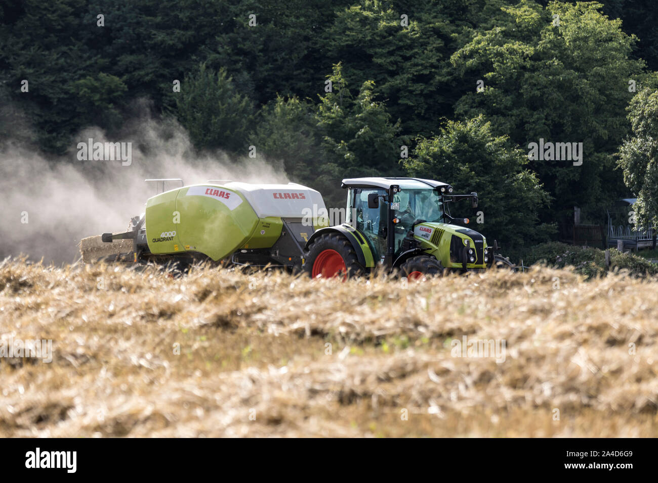 Straw Press High Resolution Stock Photography and Images - Alamy