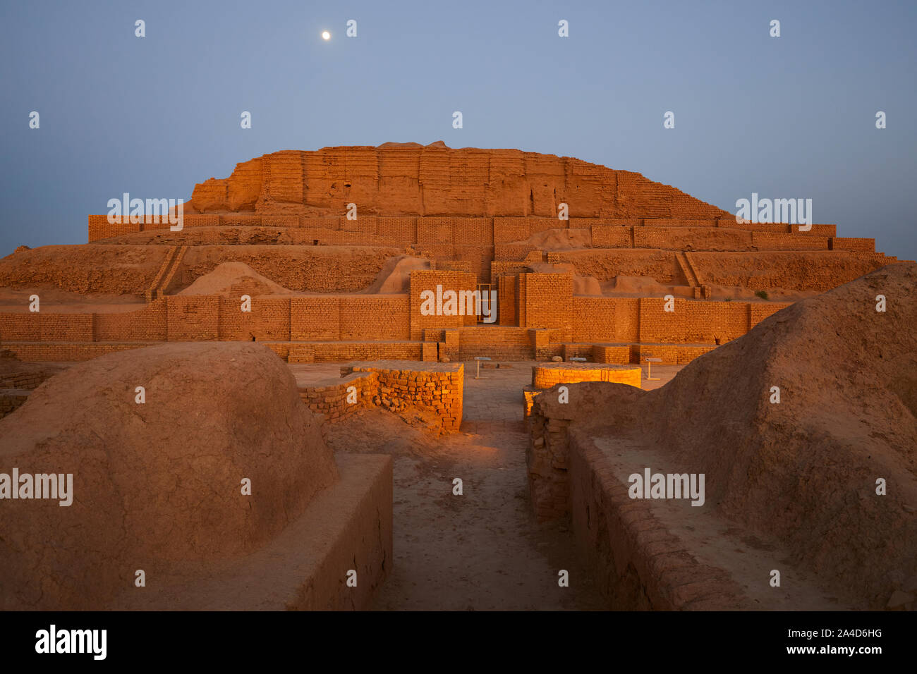 Chogha zambil hi-res stock photography and images - Alamy