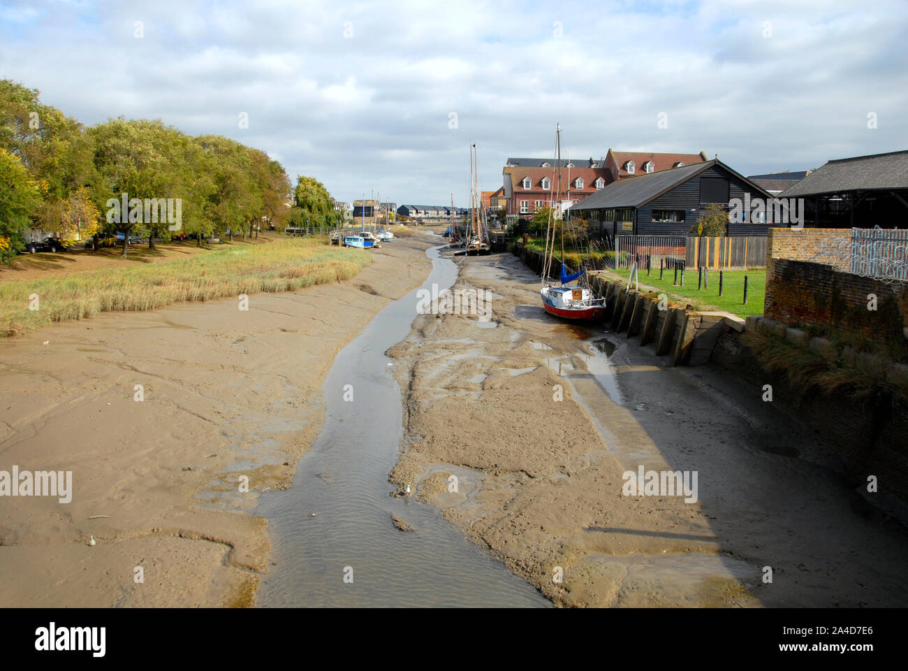 Faversham creek kent hi-res stock photography and images - Alamy