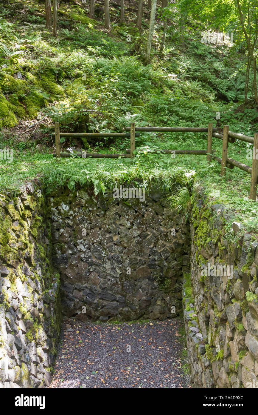Bessho Korizawa no huketsu natural refrigerator in Bessho Onsen in Ueda ...