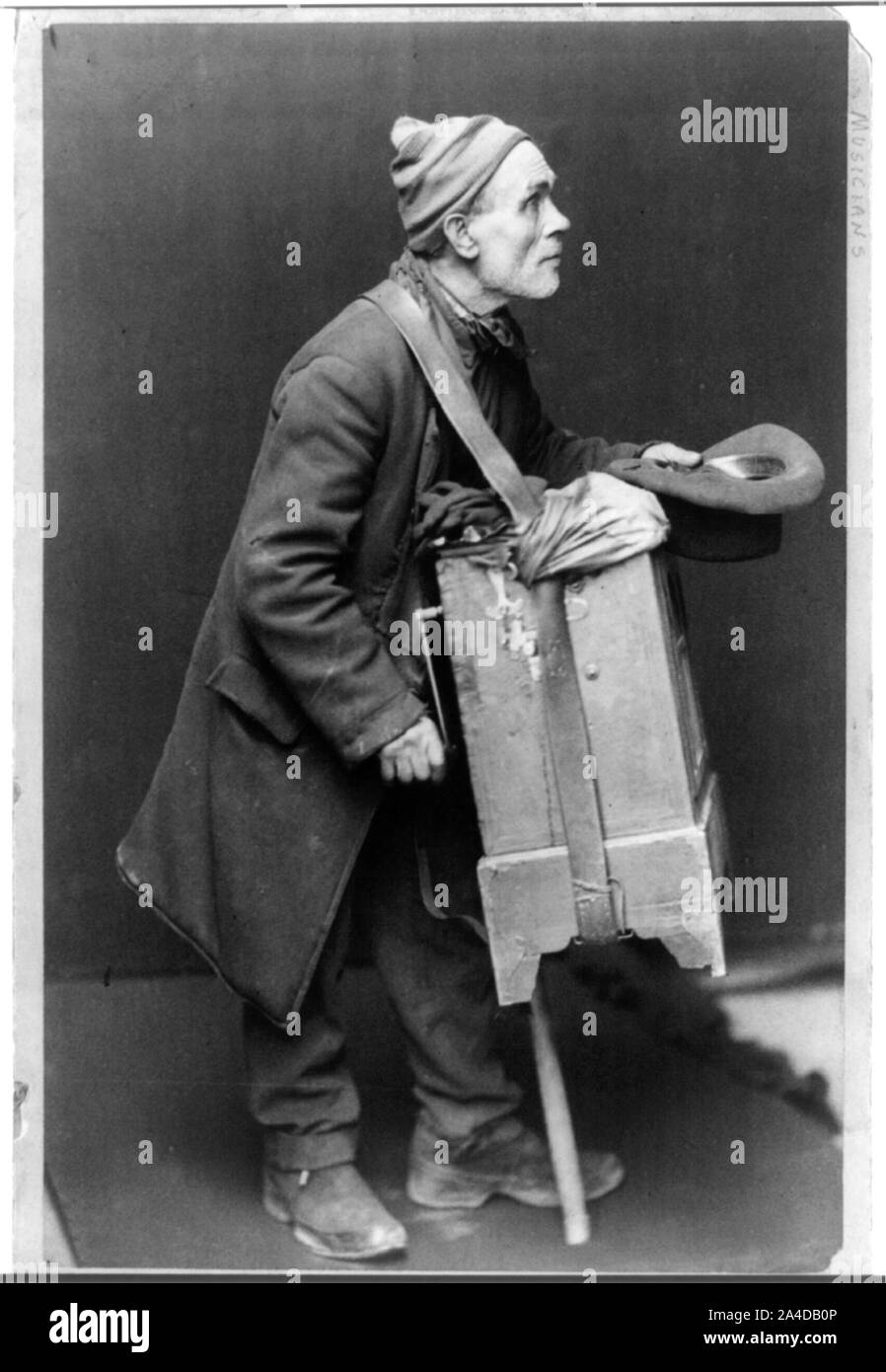 The organ grinder, No. 1 Stock Photo - Alamy