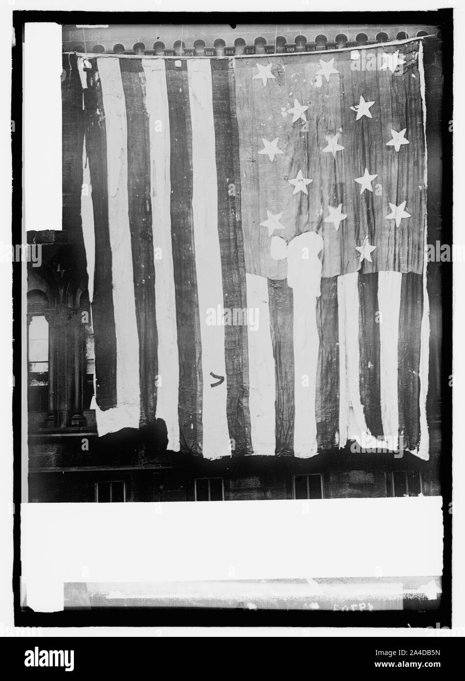 Museum history flag Black and White Stock Photos & Images - Alamy