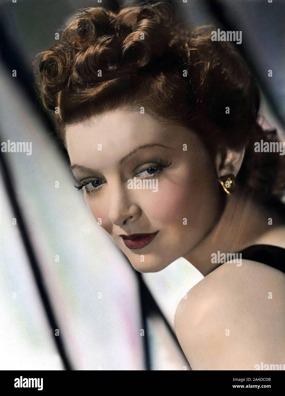 Myrna loy portrait hi-res stock photography and images - Alamy