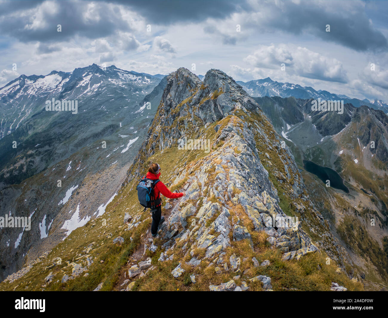 Sports hiking hi-res stock photography and images - Alamy