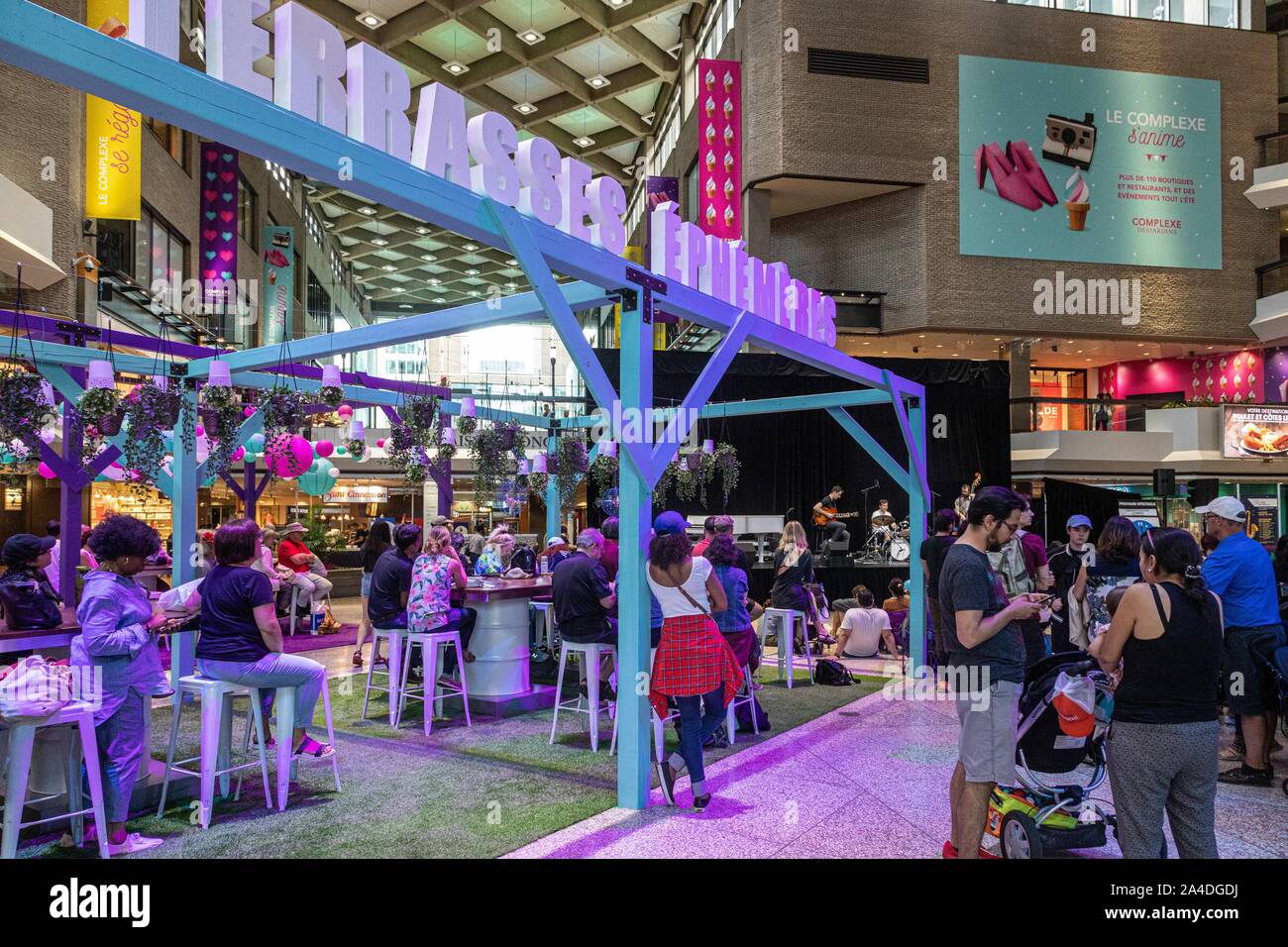 Montreal underground shopping High Resolution Stock Photography and ...